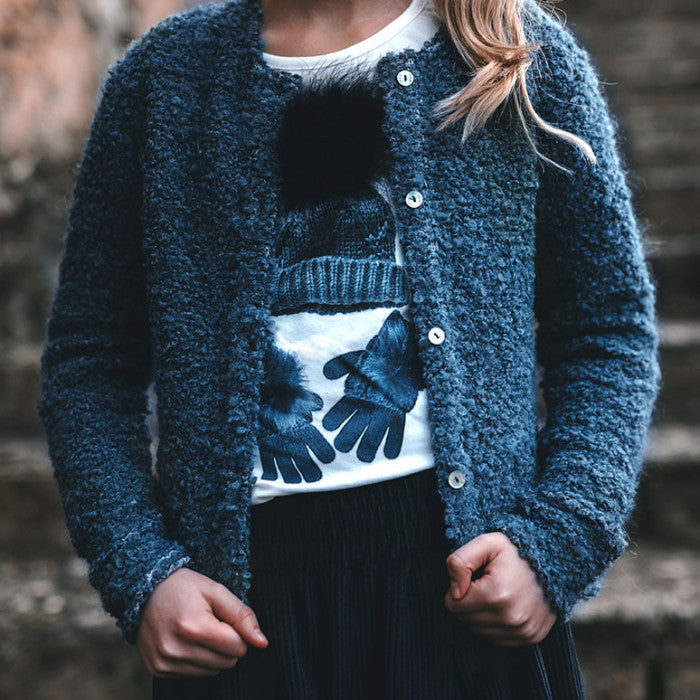 Hat and gloves print t-shirt – Magil