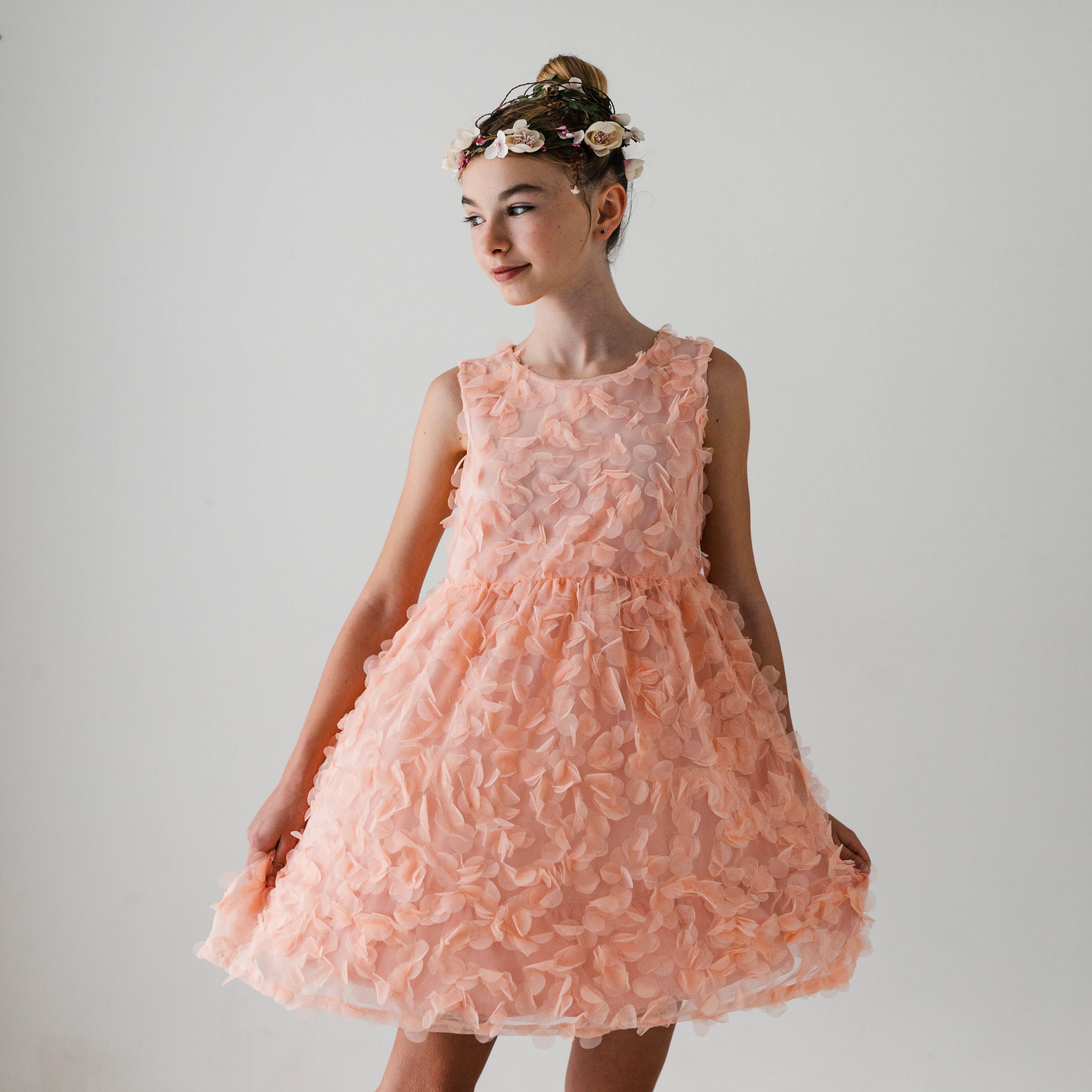 ABITO TESSUTO PETALI – Magil